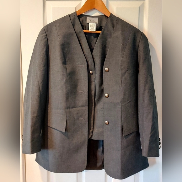 Delta | Jackets & Coats | New Vintage Delta Airlines Stewardess Wool ...